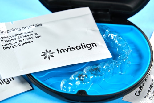 ¿Qué es Invisalign? | Dallas Fort Worth TX Bent Tree Dental